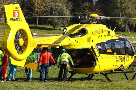 Incidente sul lavoro a Colle Val dElsa un uomo è grave