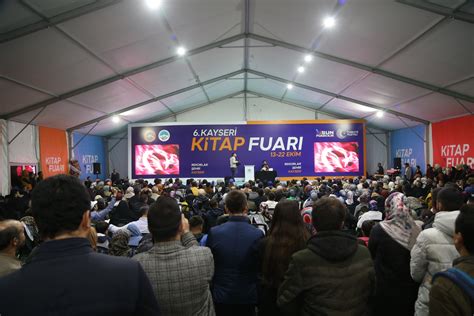 Ünlü Yazarlardan Büyükşehirin 6ncı Kayseri Kitap Fuarına Övgü