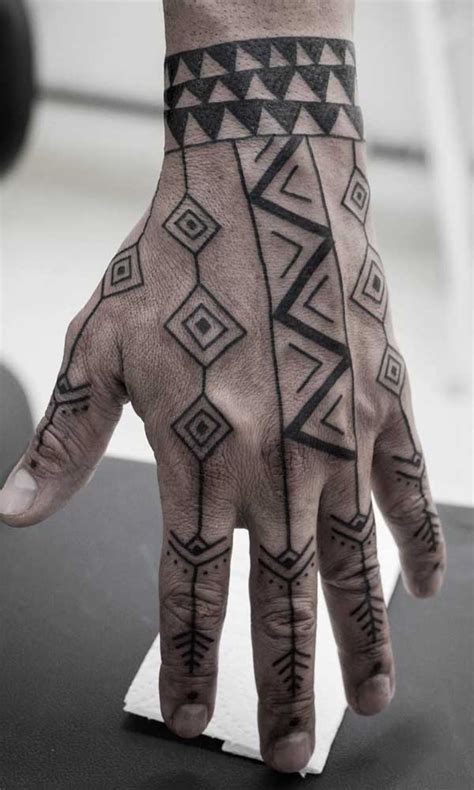 Tatuagem Tribal Origem Significado E Fotos Inspiradoras Minha Tatuagem