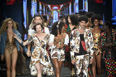 Garanta seu ingresso para o SPFW São Paulo Fashion Week Sintonia