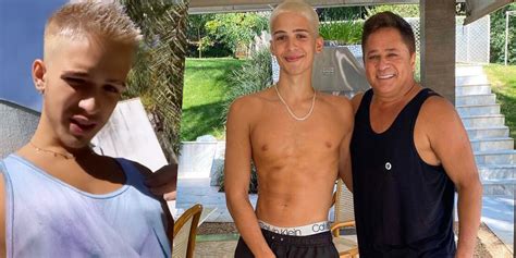 João Guilherme filho de Leonardo expõe parte íntima e tamanho