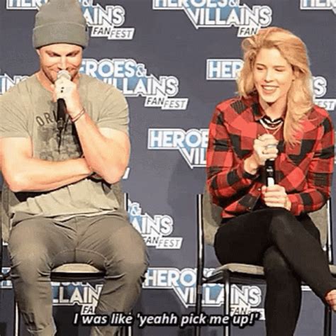 Stephen Amell Emily Bett Rickards Stephen Amell Emily Bett