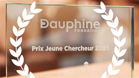 C R Monie De Remise Des Prix Jeune Chercheur Fondation Dauphine