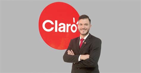 Full Claro primer servicio convergente con Fibra Óptica 100 Simétrica