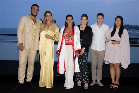 Stéphanie de Monaco entourée de ses enfants au gala Fight Aids Monaco