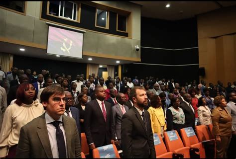 Ministério da Justiça e Direitos Humanos Primeira Conferência dos