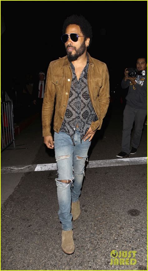 Gwen Stefani Blake Shelton Stop By The Casamigos Halloween Party