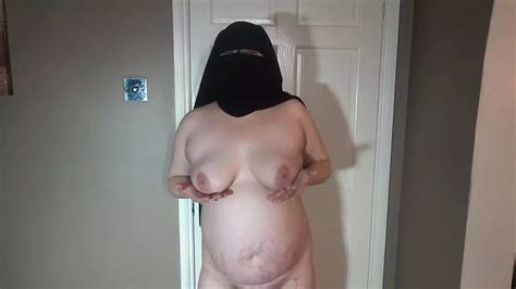 Dancing Naked In Niqab And Boots XHamster