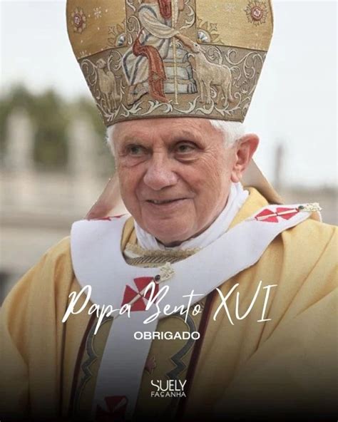 Padre Fábio de Melo presta homenagem a Papa Bento XVI A igreja