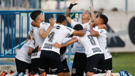 Corinthians x América MG confira horário e onde assistir ao jogo