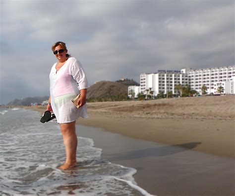 Mi Pareja Y Yo Nos Grabamos Follando En La Playa