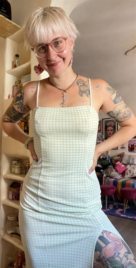 Fresh Out Of The Shower R Shorthairedhotties