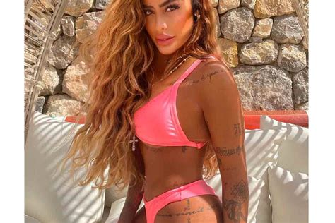 Hermana De Neymar Rafaella Santos Calienta Las Redes Con Sus Mejores