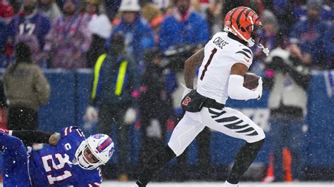 Ja Marr Chase 28 Yard TD Catch Divisional Bengals Highlights Vs