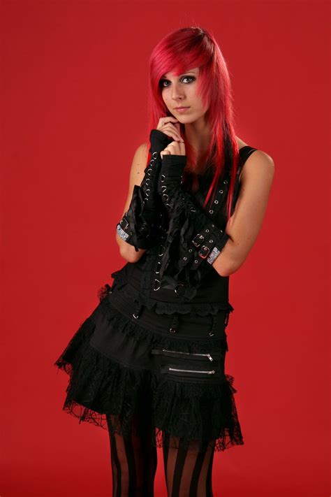 Pin Auf Goth Punk Girls