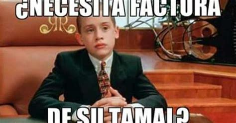 Me ayuda con mi declaración Los memes para celebrar el Día del