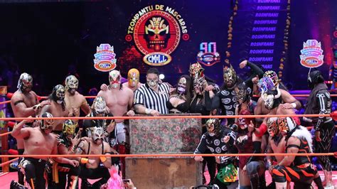 Tzompantli de máscaras con nostalgia luchadores del CMLL se despojan