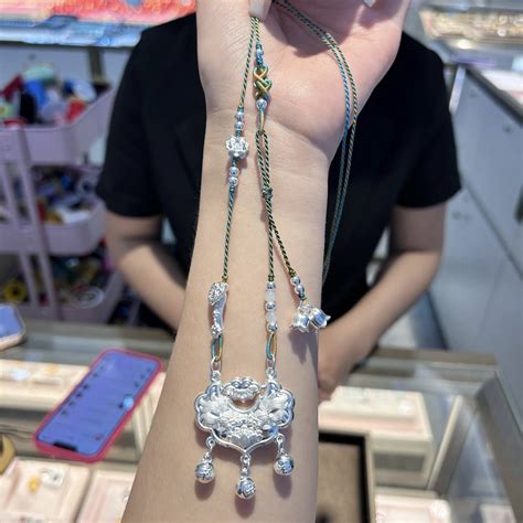 周六福足银999双鱼锦鲤莲花银锁纯银锁包平安锁古风如意编绳小红 Taobao