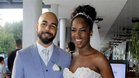 IZA desembolsa R 3 milhões para se livrar de ex marido