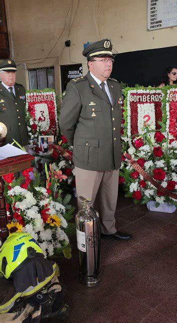 Bomberos de Chile on Twitter 𝗚𝗨𝗔𝗥𝗗𝗜𝗔 𝗗𝗘 𝗛𝗢𝗡𝗢𝗥 Presidente y Tesorero