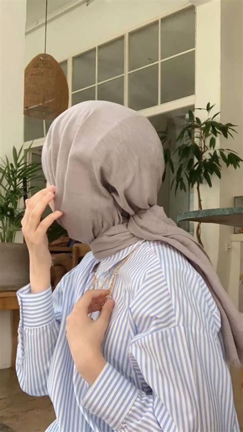 Pin Di Quick Saves Gaya Hijab Model Pakaian Hijab Model Pakaian