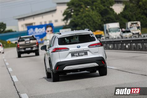 改头换面新款 Toyota Corolla Cross 消息曝光颜值更加年轻化2 0L Dynamic Force 引擎马力