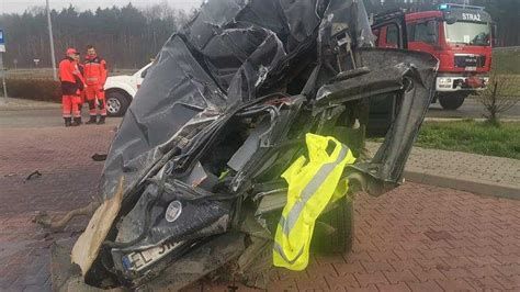 Zdj Cie Tragiczny Wypadek Na Autostradzie A W Dobieszowicach