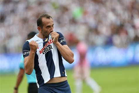 Rompiendo redes y récords Todos los goles de Hernán Barcos en Alianza Lima