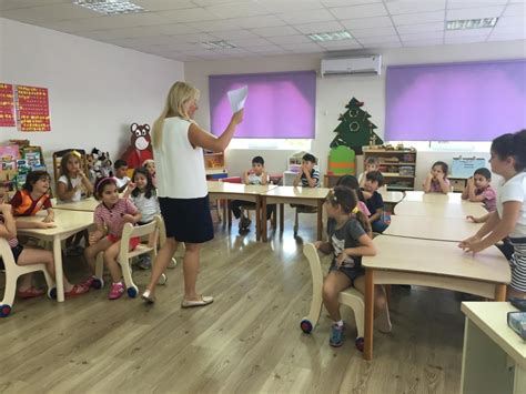 Okul öncesi ve birinci sınıflar için yüz yüze eğitim başladı Düzce