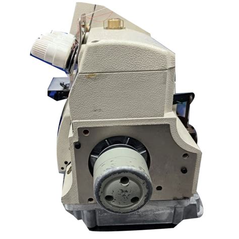 Jack C2 4 M03 333 Chain Cutter Overlock Sewing Machine At Rs 45000
