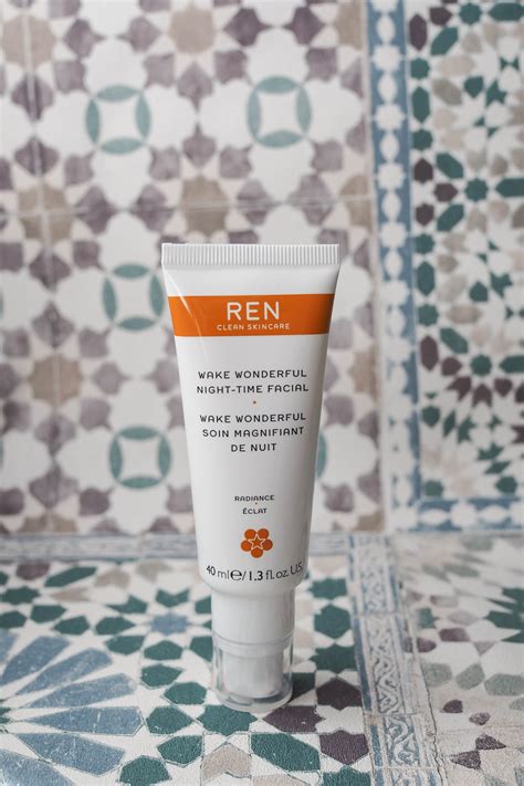 Quelle crème de nuit adopter 14 crèmes au banc d essai The Brunette