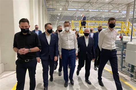 Premier Morawiecki z wizytą w Starachowicach Mówił o sukcesach CERRADU