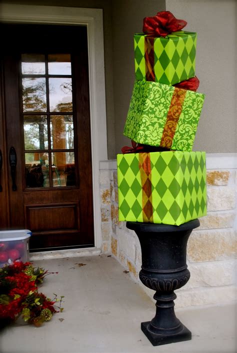 Christmas Outdoor Decorations Diy The Cake Boutique