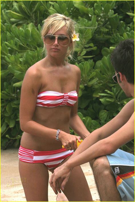 Ashley Tisdale Is Hot In Hawaii Photo 471281 Photos Just Jared