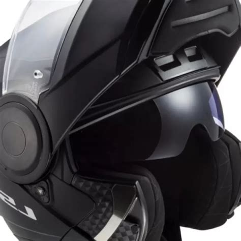 Por Qué Es Imprescindible Usar Un Casco De Moto Kmoto