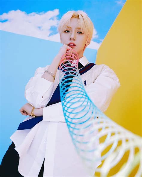 Cravity Official On Twitter Cravity Th Mini Album New Wave Concept