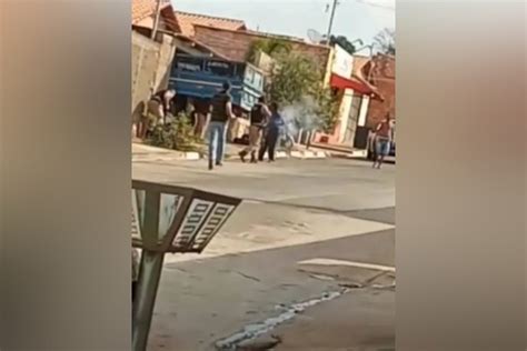 MG policial atira à queima roupa em mãe de suspeito durante operação