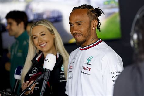 Hamilton nesiguran kako se ponašati u Mercedesu s obzirom na njegov