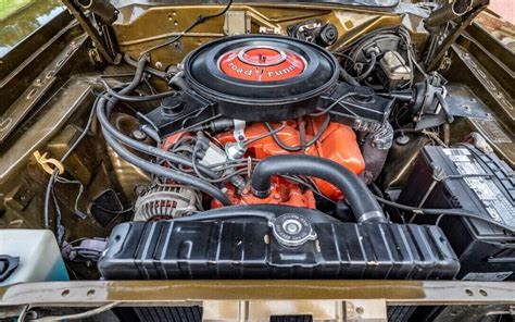 Plymouth Road Runner Engine Barn Finds