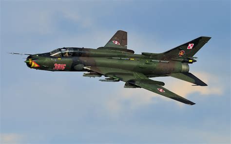 Sukhoi Su 22 Of Poland Air Force In Flight Aircraft Wallpapers Galleries