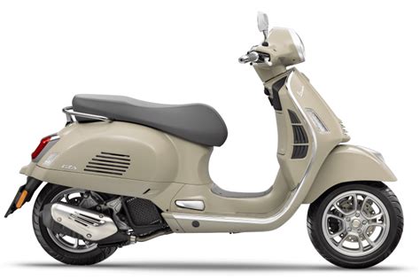 Vespa GTS Super Sport 300 Price Consumption Colors