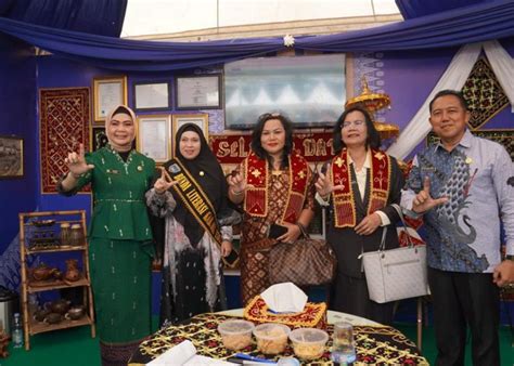 Kesenian Budaya Dan Olahan Makanan Khas Komering Ikut Unjuk Rasa Dalam