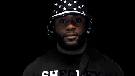 Gradur dévoile la pochette de son album avec humour MCE TV