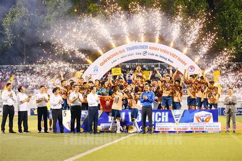 Đội bóng Đại học Huế xuất sắc giành chức vô địch giải bóng đá Thanh