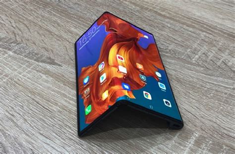 Huaweiden 5G katlanabilir telefon için 4K seç izle video servisi