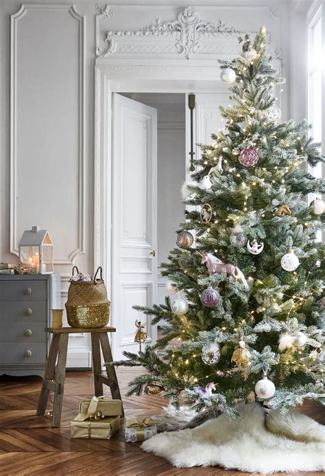 Un Sapin De Noël Artificiel Pour Chaque Style Et Budget Le Guide