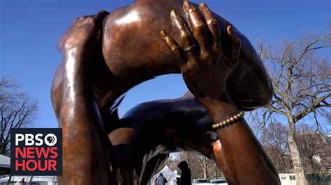 The Embrace Sculpture Celebrates Martin Luther King Jr S Legacy In