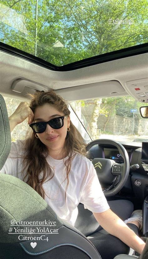 Cemre Baysel Brasil On Twitter Turkish Women Beautiful Girl In Paris