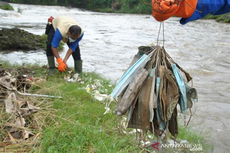 Cara Tepat Buang Masker Bekas Dan Sampah Medis COVID 19 Rumah Tangga