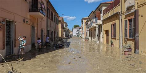 Perché l alluvione nelle Marche ha causato così tanti danni Il Post